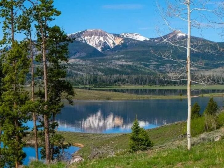 12 Breathtaking Lakes To Swim In Colorado